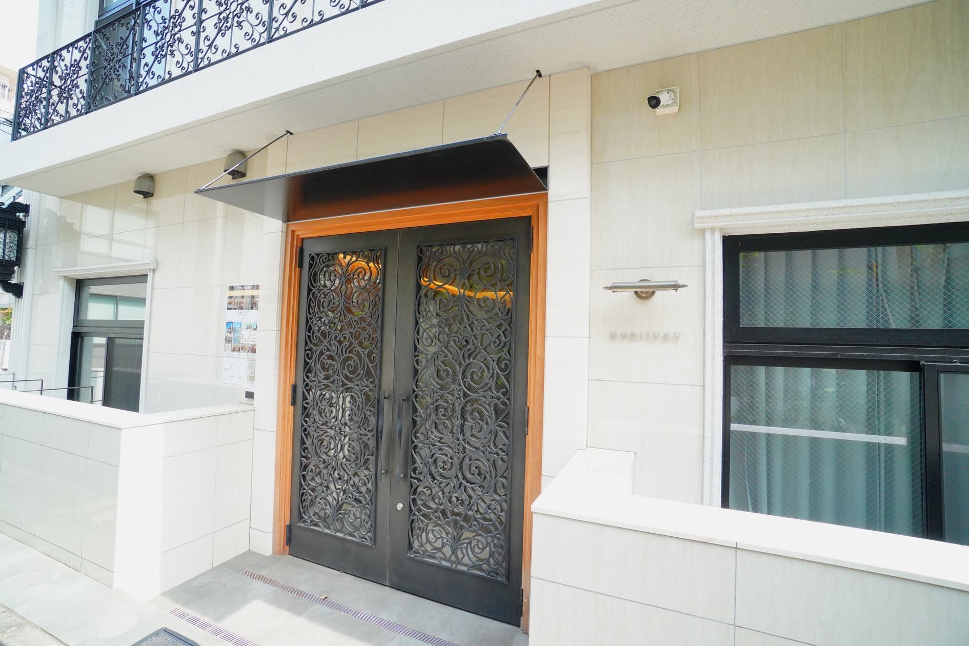 ＜ワークブース六本木No.2＞六本木駅徒歩2分✨完全個室🚪光回線Wi-Fi📶モニター🖥️電源🔌テレワーク/面接/自習/作業の写真11