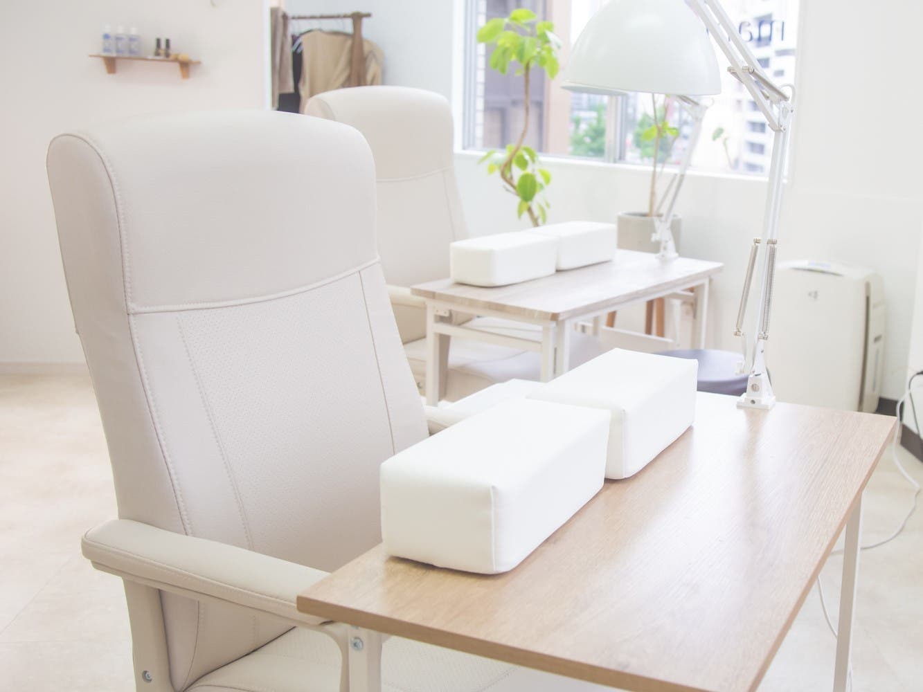 ネイル1席OK★日曜は貸し切り利用も可♪LEDライト・集塵機の貸し出しOKの写真2