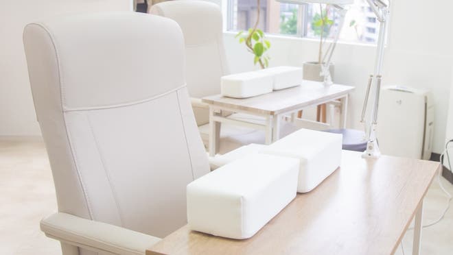 ネイル1席OK★日曜は貸し切り利用も可♪LEDライト・集塵機の貸し出しOKの写真2