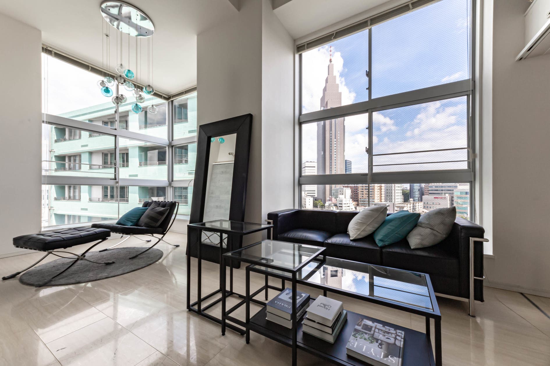 Ｓ２．［天高4m・二面採光］自然光豊富な海外の高級ペントハウス風撮影スタジオの写真5