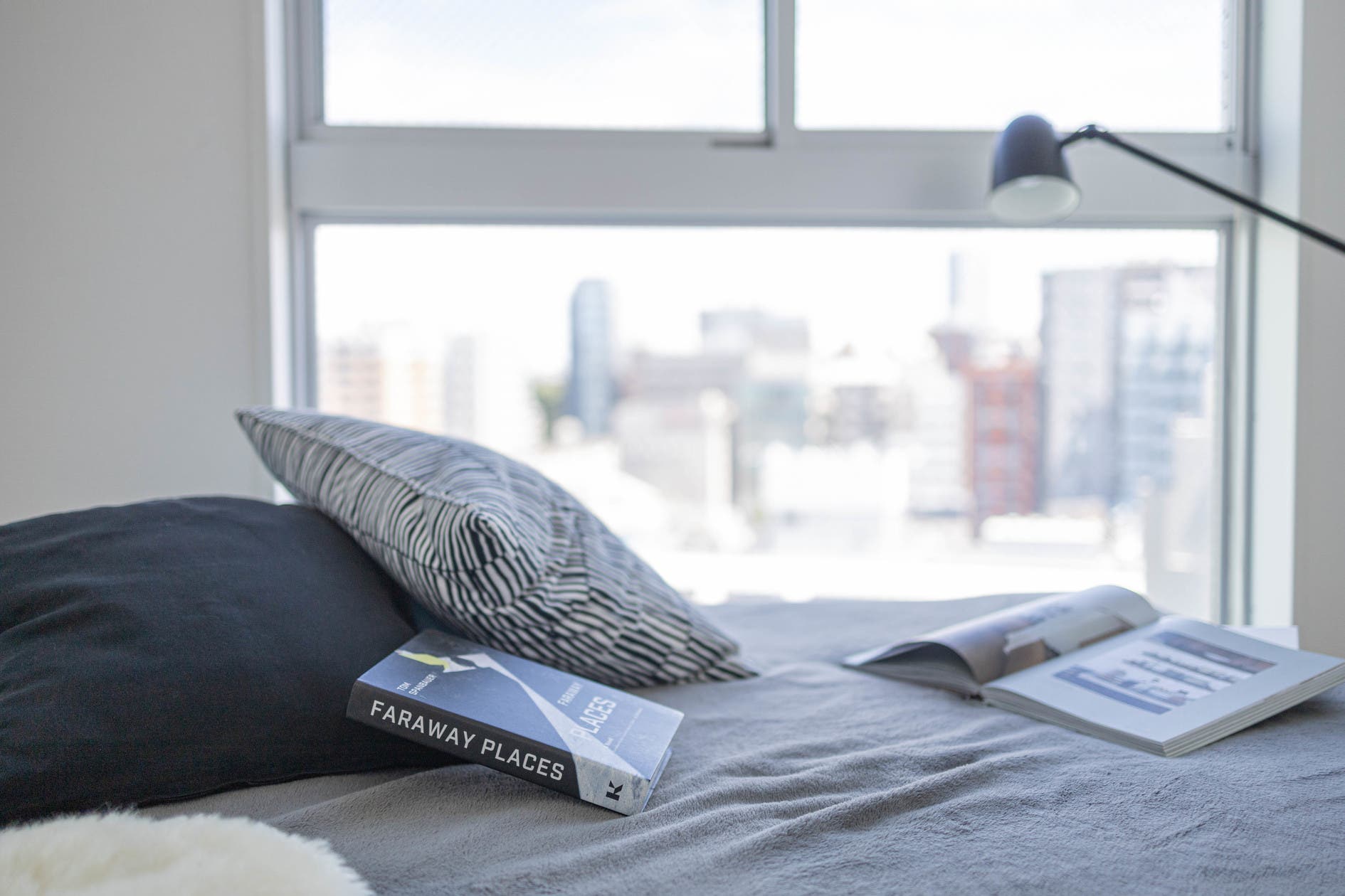 Ｓ２．［天高4m・二面採光］自然光豊富な海外の高級ペントハウス風撮影スタジオの写真18