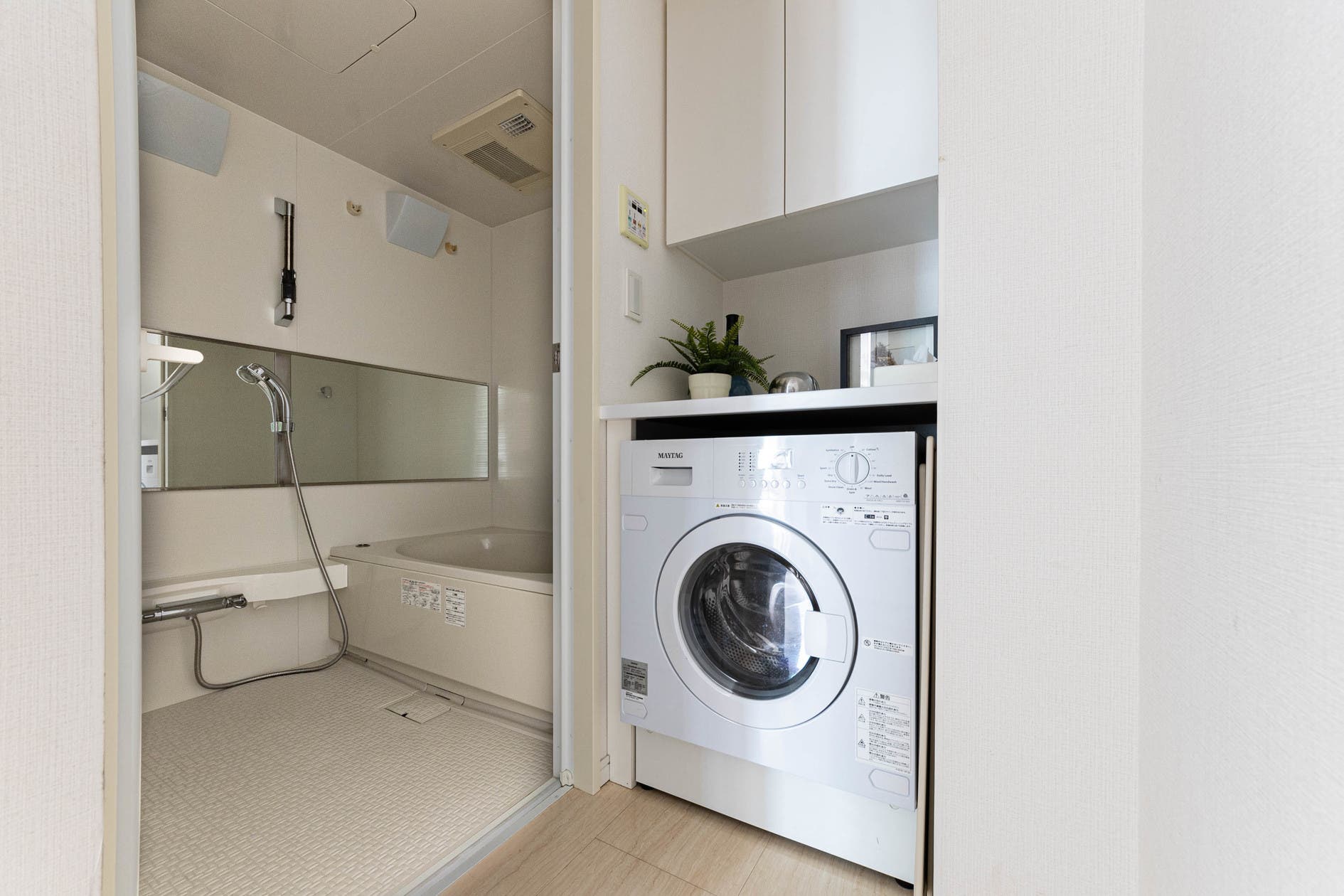 Ｓ２．［天高4m・二面採光］自然光豊富な海外の高級ペントハウス風撮影スタジオの写真28