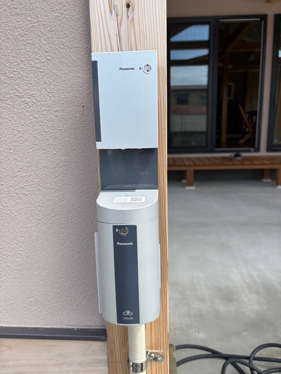 縁側と芝生でゆっくり過ごせる小洒落たバンガローの写真7