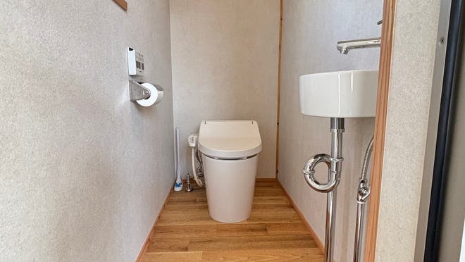 縁側と芝生でゆっくり過ごせる小洒落たバンガローの写真8