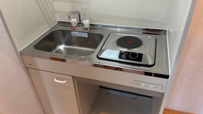 縁側と芝生でゆっくり過ごせる小洒落たバンガローの写真12