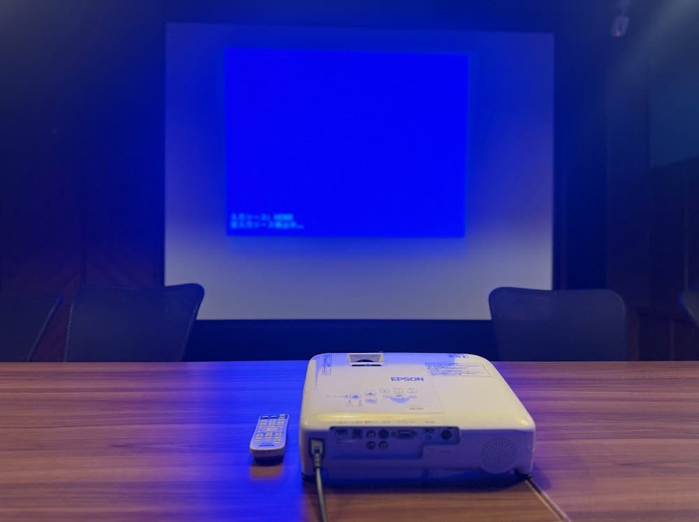 【10名会議室】五反田駅徒歩3分！/モニター/Wi-Fi/充電器/テレワークやWeb会議に最適の写真9