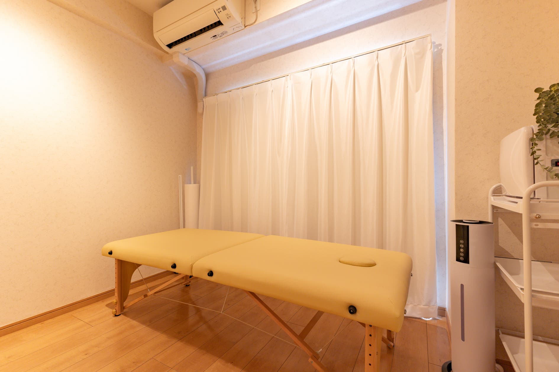 藤沢駅徒歩3分！新規オープンのレンタルサロン mokaの写真11