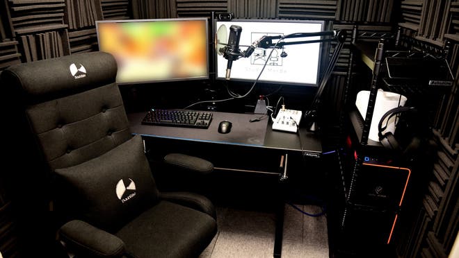 【洋室B】配信も可能な防音室レンタルスペース【ハイスペックPC完備】の写真1