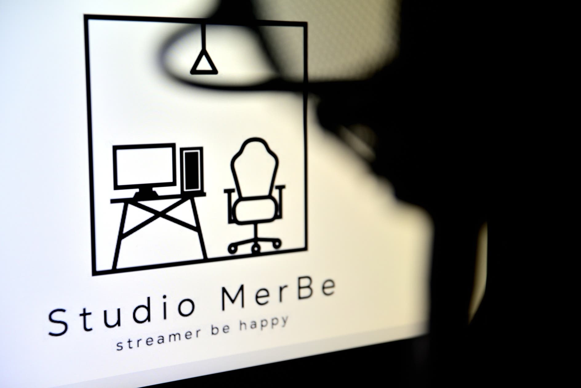 【洋室A】配信も可能な防音室レンタルスペース【ハイスペックPC完備】の写真8