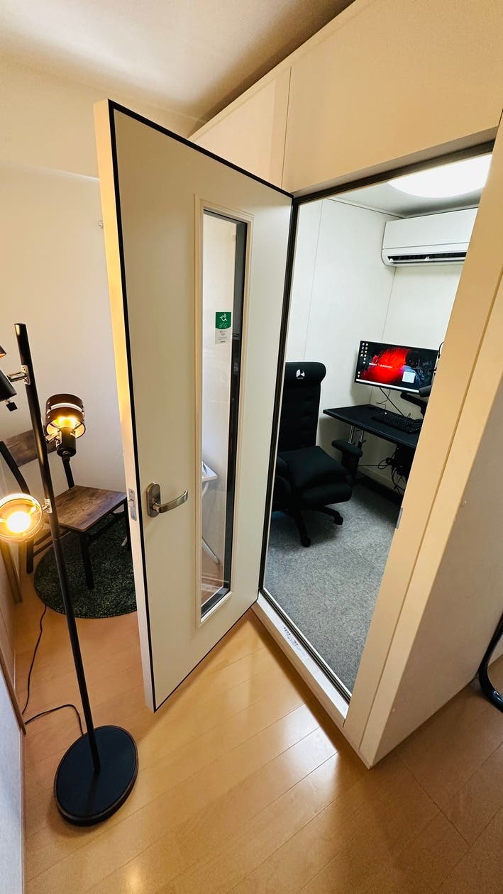 【洋室A】配信も可能な防音室レンタルスペース【ハイスペックPC完備】の写真19