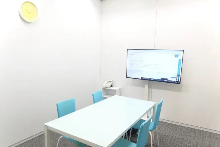 【fabbit大阪本町】打合せ室の写真1