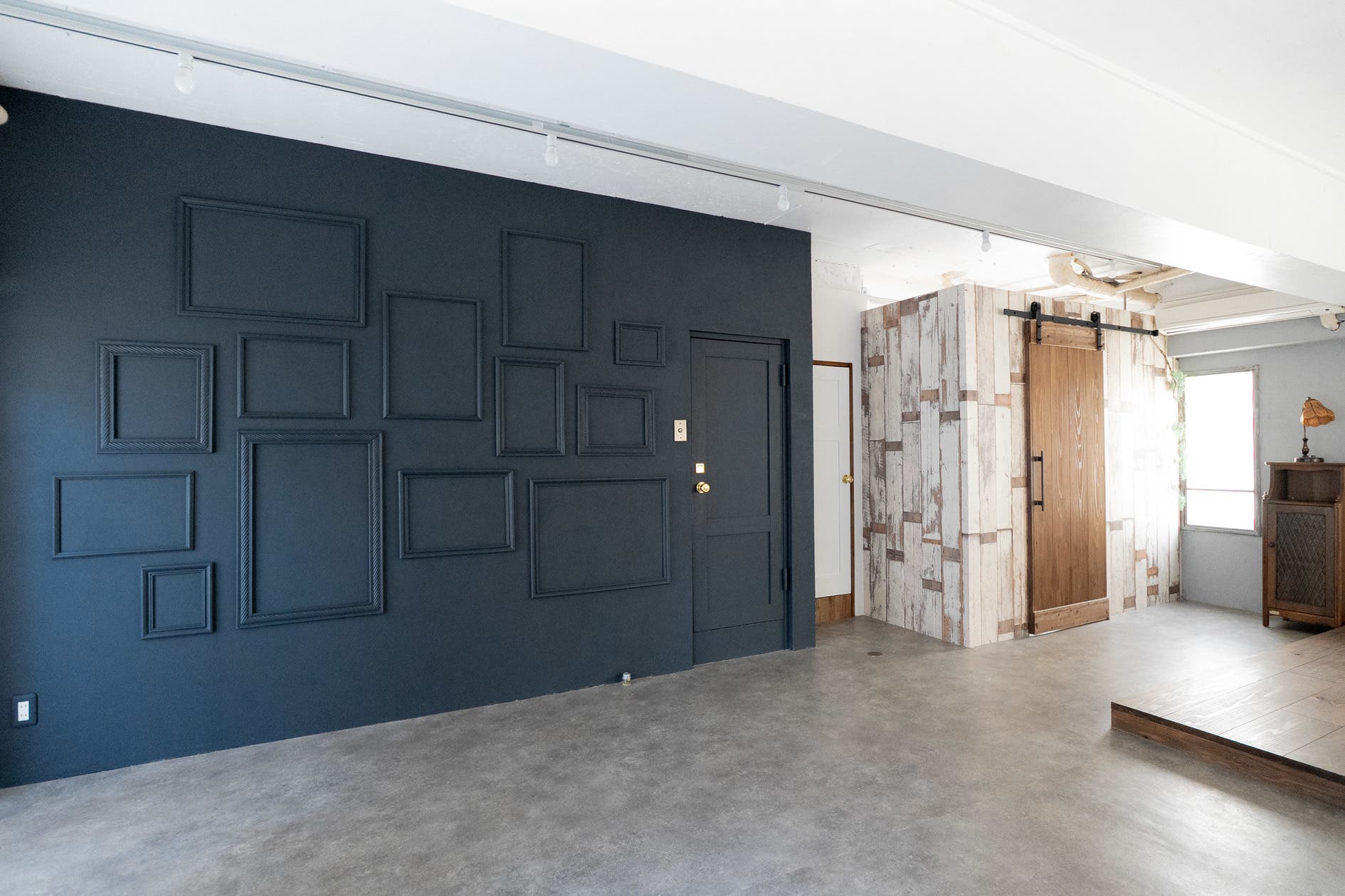 バリエーション多数📸白壁//アーチ窓//駅から3分の駅近撮影スタジオ【スタジオパティオ早稲田】の写真14