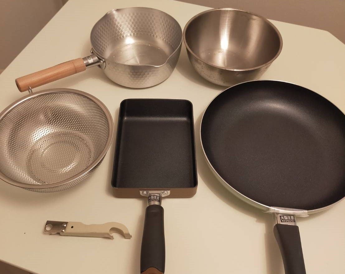 【元町駅すぐ😄快適くつろぎ空間】クリスマス🎮🎲ボドゲ多数TVゲーム＆動画視聴🍺鍋タコパ🍳ＤK付【ゴミ箱利用可】の写真12