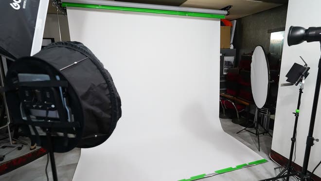 【移転しました】京成線「実籾(みもみ)」駅から徒歩15分の背景紙多数常備の撮影スタジオの写真2