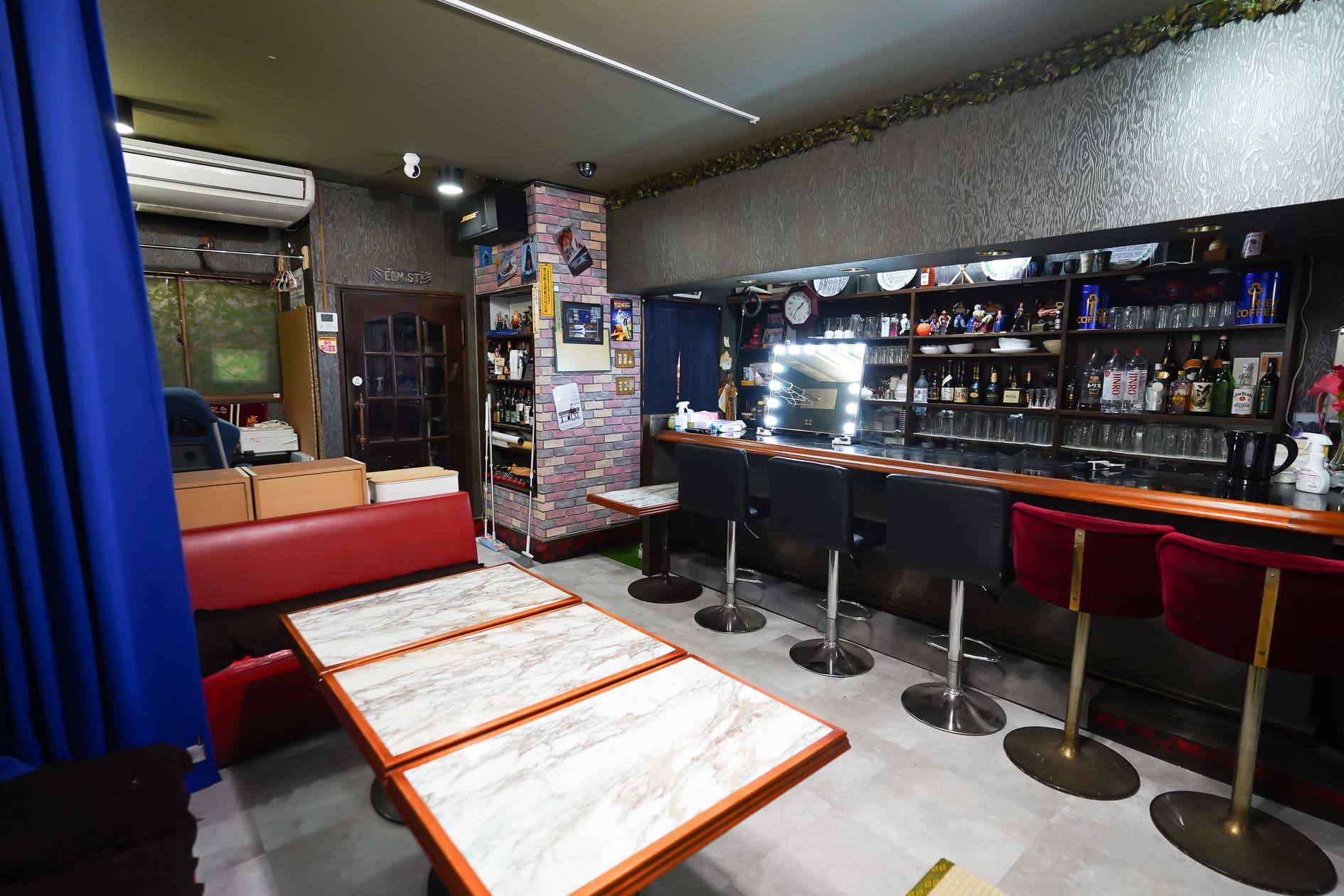 【移転しました】京成線「実籾（みもみ）」駅から徒歩15分の背景紙多数常備の撮影スタジオの写真11