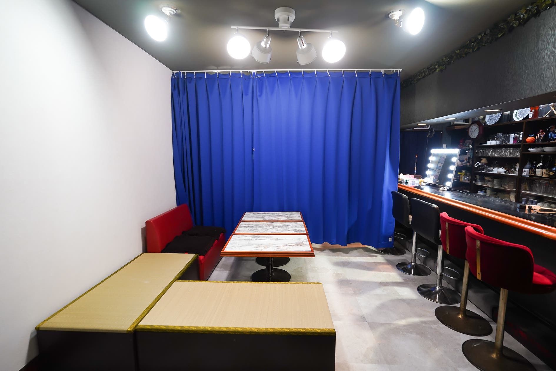 【移転しました】京成線「実籾（みもみ）」駅から徒歩15分の背景紙多数常備の撮影スタジオの写真12