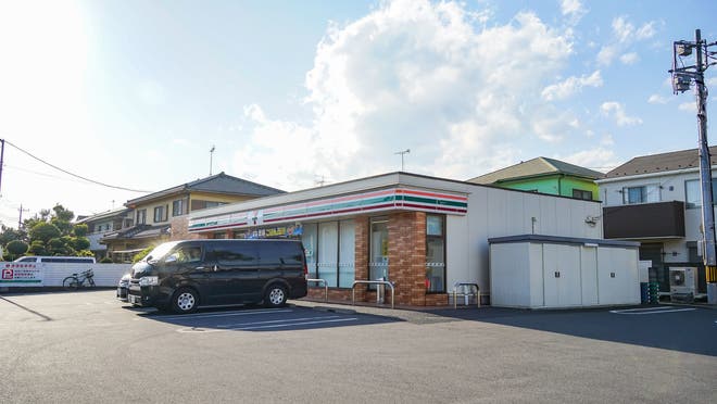 【移転しました】京成線「実籾(みもみ)」駅から徒歩15分の背景紙多数常備の撮影スタジオの写真18