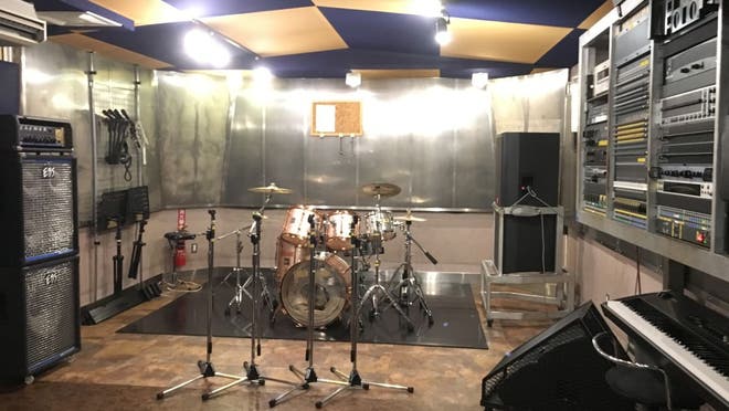 本格的な器材を取り揃えたスタジオ 様々な音楽シチュエーションにどうぞ Astの写真5