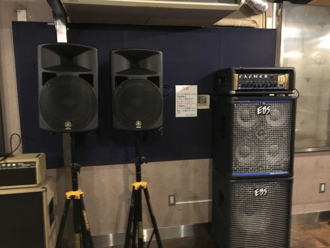 本格的な器材を取り揃えたスタジオ　様々な音楽シチュエーションにどうぞ　Astの写真7
