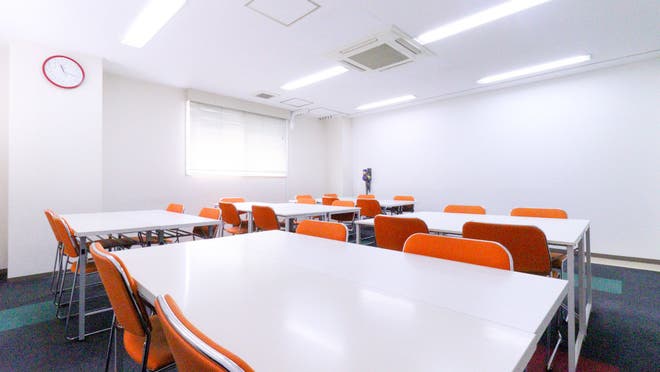 【心斎橋駅7番出口徒歩72秒!23名利用可!】プロジェクター・ホワイトボード・WiFi無料!ふれあい貸し会議室 心斎橋Dの写真11