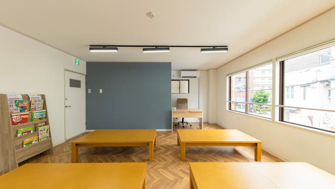 【お稽古・セミナー・ママ会に最適】用途に合わせて全3部屋から選べるイベントスペース★の写真1