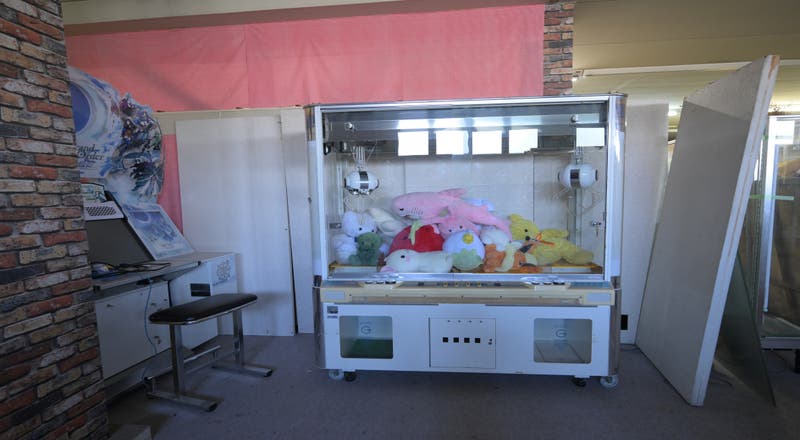 【元廃墟】骨董屋のガチ倉庫　多様なシチュエーションの撮影スペースです。