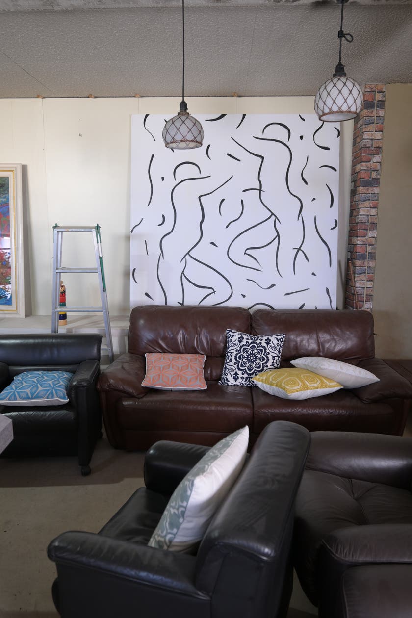 【元廃墟】骨董屋のガチ倉庫　多様なシチュエーションの撮影スペースです。の写真21