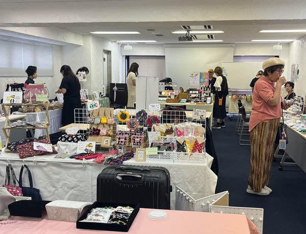 ＳＷ1号室【心斎橋・堀江・アメ村エリア！駅から徒歩0秒】108㎡の開放的な会場、無料備品も多数！展示会やパーティー開催に最適の写真1