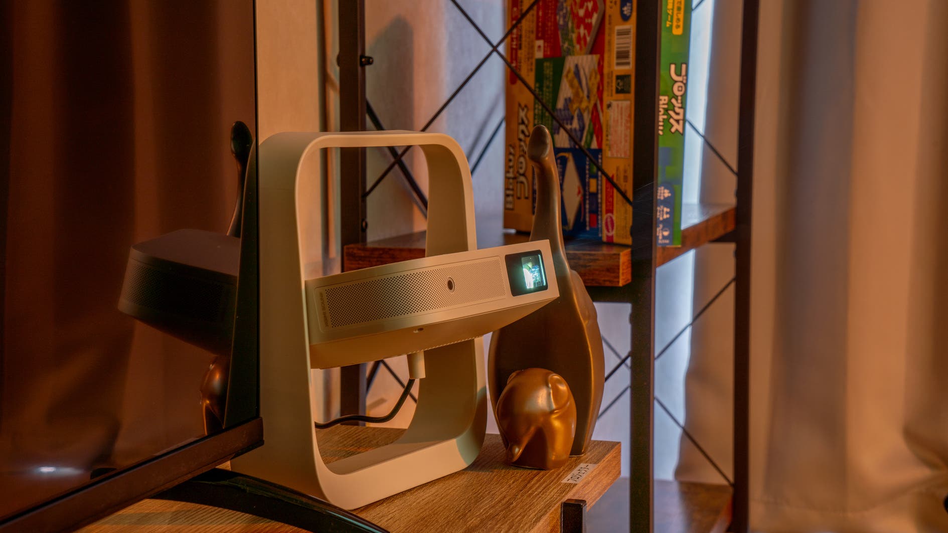 📹プロジェクター（XGIMI Elfin Flip Pro）	の画像1