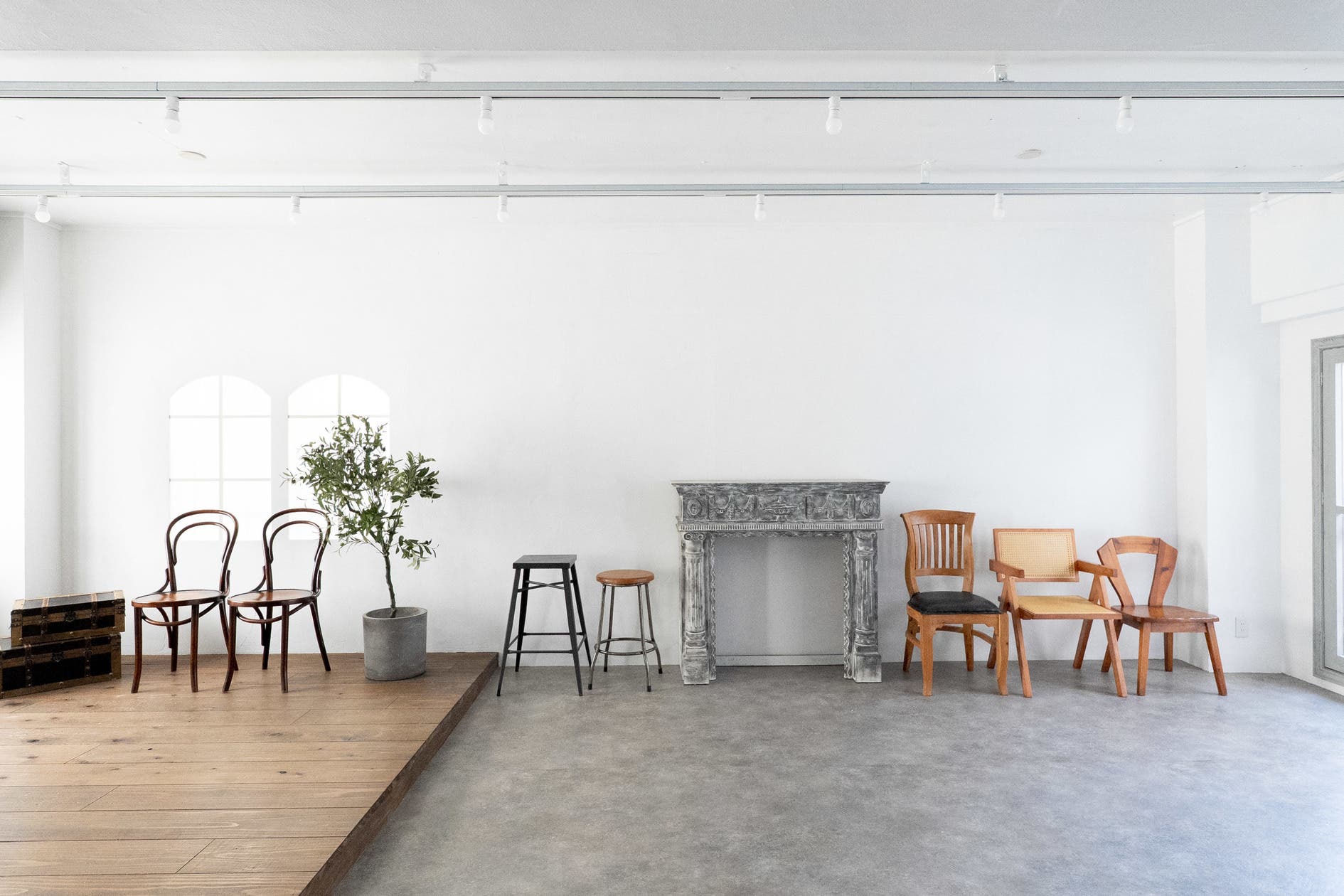 バリエーション多数📸白壁//アーチ窓//駅から3分の駅近撮影スタジオ【スタジオパティオ早稲田】の写真10