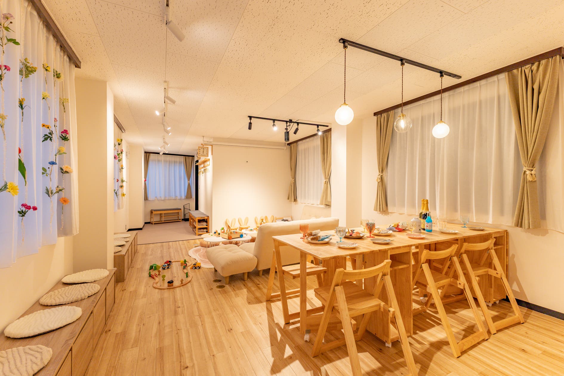 最大25名🌷後楽園・春日駅徒歩５分　クリスマス🎄ママ会、推し活に👯‍♀️ お花いっぱい映えスペース🌷の写真8