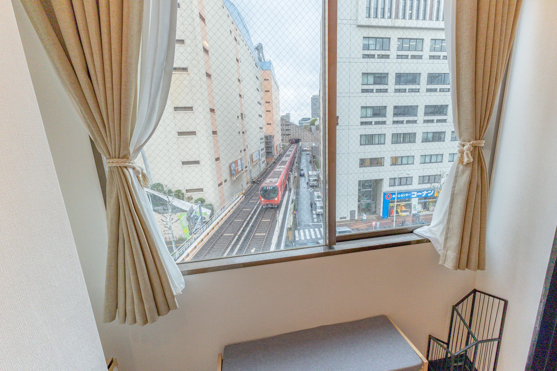 最大25名🌷後楽園・春日駅徒歩５分　クリスマス🎄ママ会、推し活に👯‍♀️ お花いっぱい映えスペース🌷の写真23