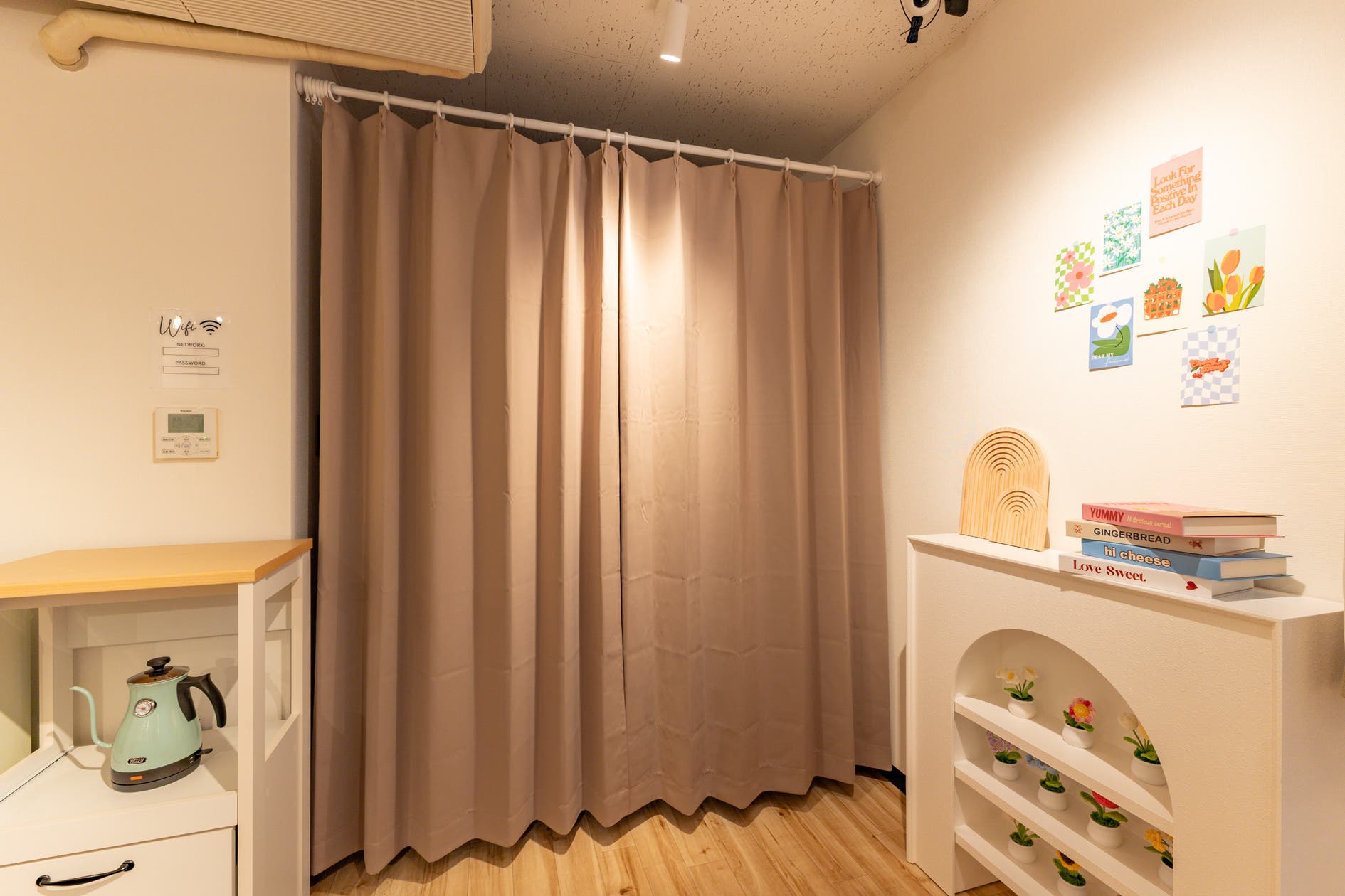 最大25名🌷後楽園・春日駅徒歩５分　クリスマス🎄ママ会、推し活に👯‍♀️ お花いっぱい映えスペース🌷の写真26