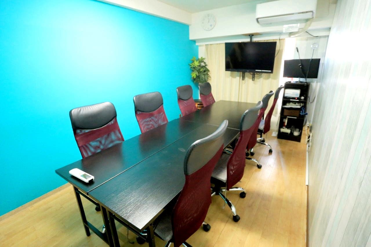 【ベネチア】新宿駅徒歩1分／ Wi-Fi(光回線)  プロジェクター ホワイトボード  12人利用可 テレワーク・web会議の写真4