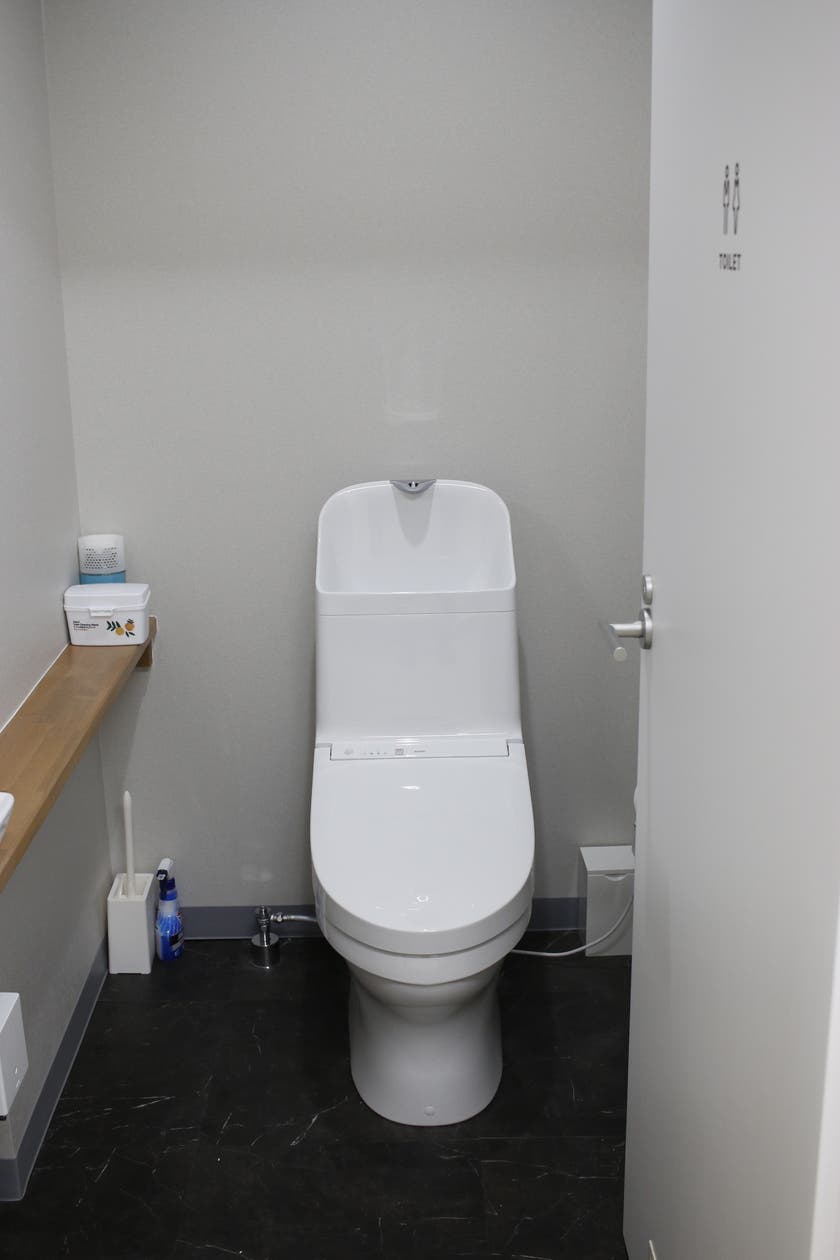 【Seeds Co-work 広島駅前】1名用完全個室⑥ モニター・フリードリンク付きの写真8