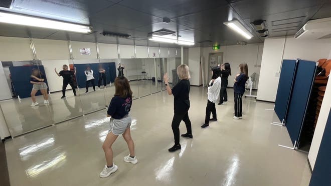 新宿駅から徒歩4分 THビル2階Eルームの写真3