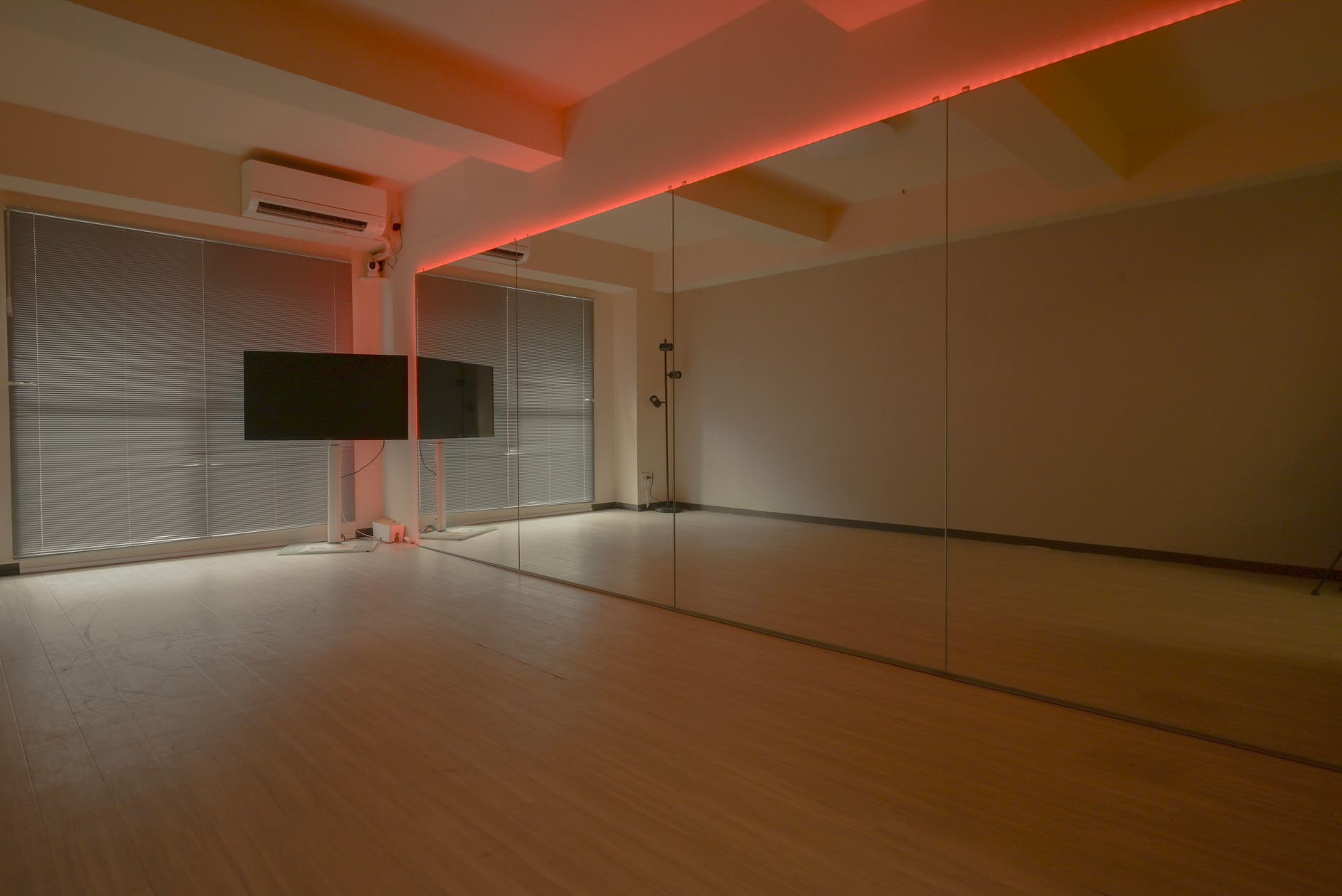 【🚃栄駅/徒歩6分🚃】✨️ダンススタジオ✨️《28㎡》ｰ🧸𝑵𝑬𝑾-𝙊𝙋𝙀𝙉-🧸ダンス・レッスンに最適💃の写真15