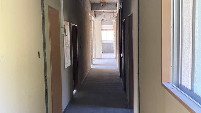 【鉄筋3階の廃墟】伊豆山奥の異空間|撮影・MV・アート制作にの写真6