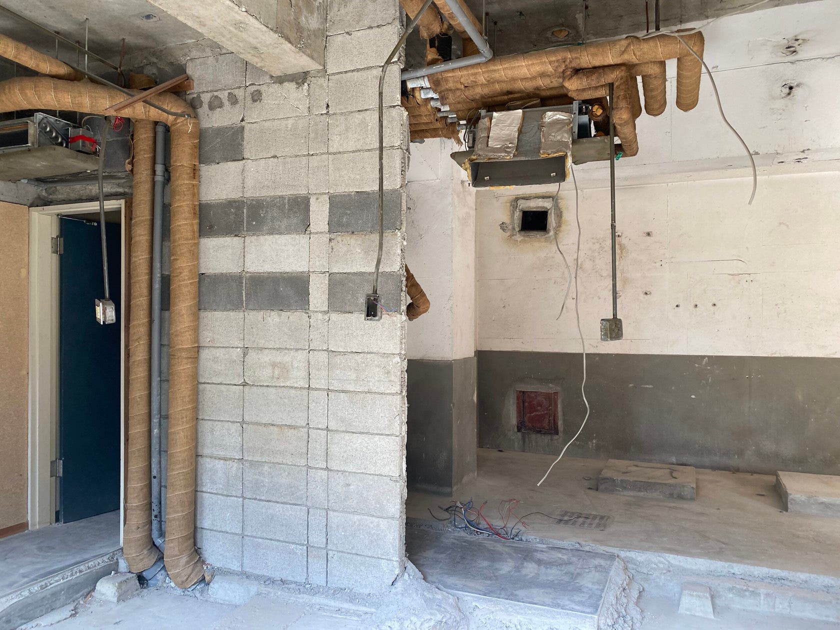 【鉄筋3階の廃墟】伊豆山奥の異空間｜撮影・MV・アート制作にの写真15