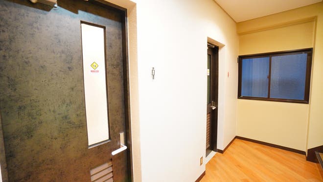 <BIZ DESK 博多筑紫口No.5>博多駅徒歩2分✨完全個室🚪光回線Wi-Fi📶モニター🖥️テレワーク/面接/自習/作業の写真10