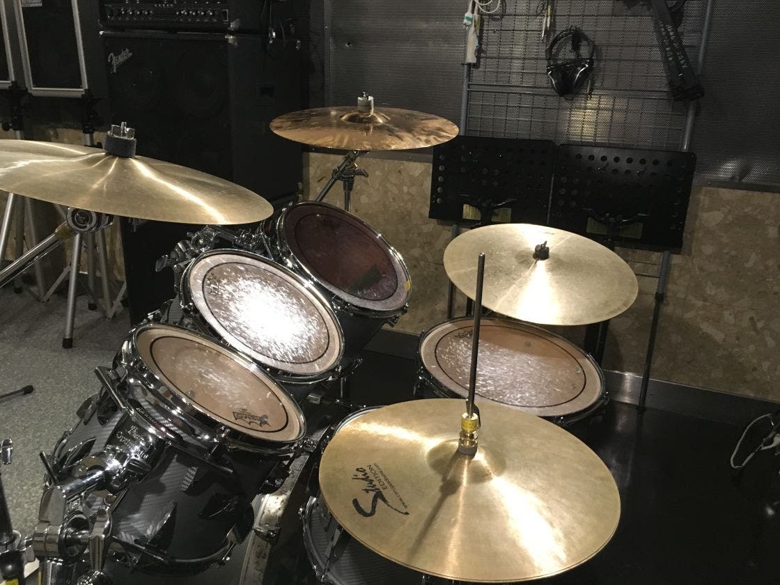 本格的な器材を取り揃えたスタジオ　様々な音楽シチュエーションにどうぞ　3stの写真5