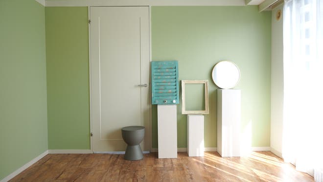 🉐初回割引あり 湯島3分/上野周辺 自然光 × 2つの空間 × 小物豊富な撮影スタジオ📸 〜挙式の控室にも〜の写真3