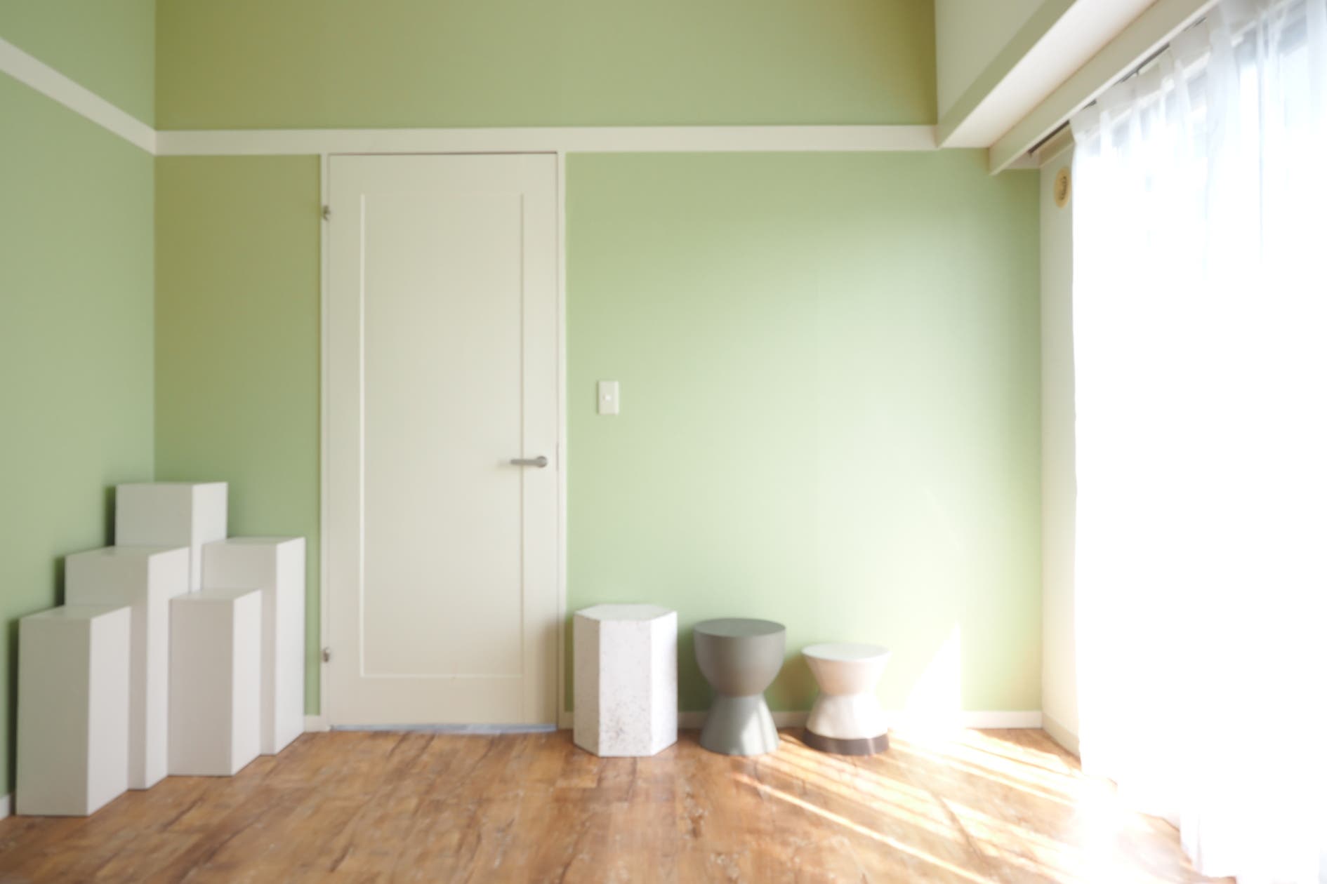 🉐初回割引あり　湯島3分/上野周辺　自然光 × 2つの空間 × 小物豊富な撮影スタジオ📸 〜挙式の控室にも〜の写真15