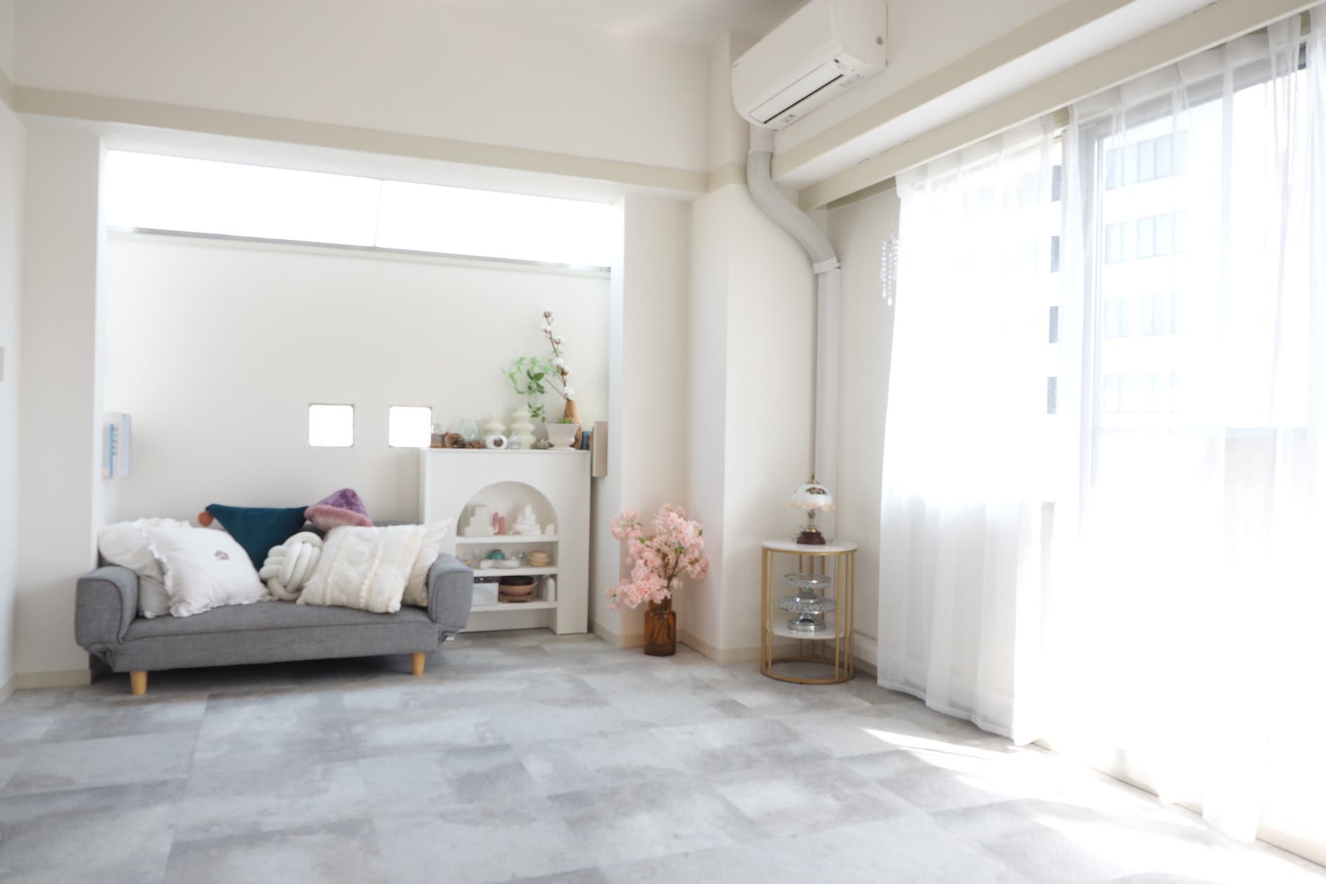 🉐初回割引あり　湯島3分/上野周辺　自然光 × 2つの空間 × 小物豊富な撮影スタジオ📸 〜挙式の控室にも〜の写真5