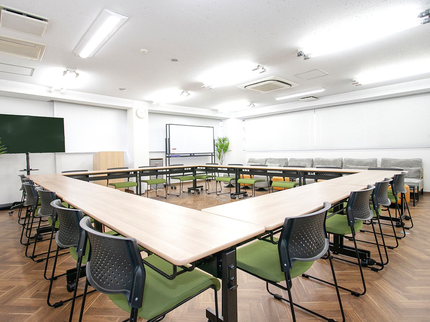 🍃2025年4月NEWOPEN✨宇都宮駅5分/高速光回線/最大44名/ビジネス/懇親会/施術/ボドゲ/セミナーにも最適の写真6