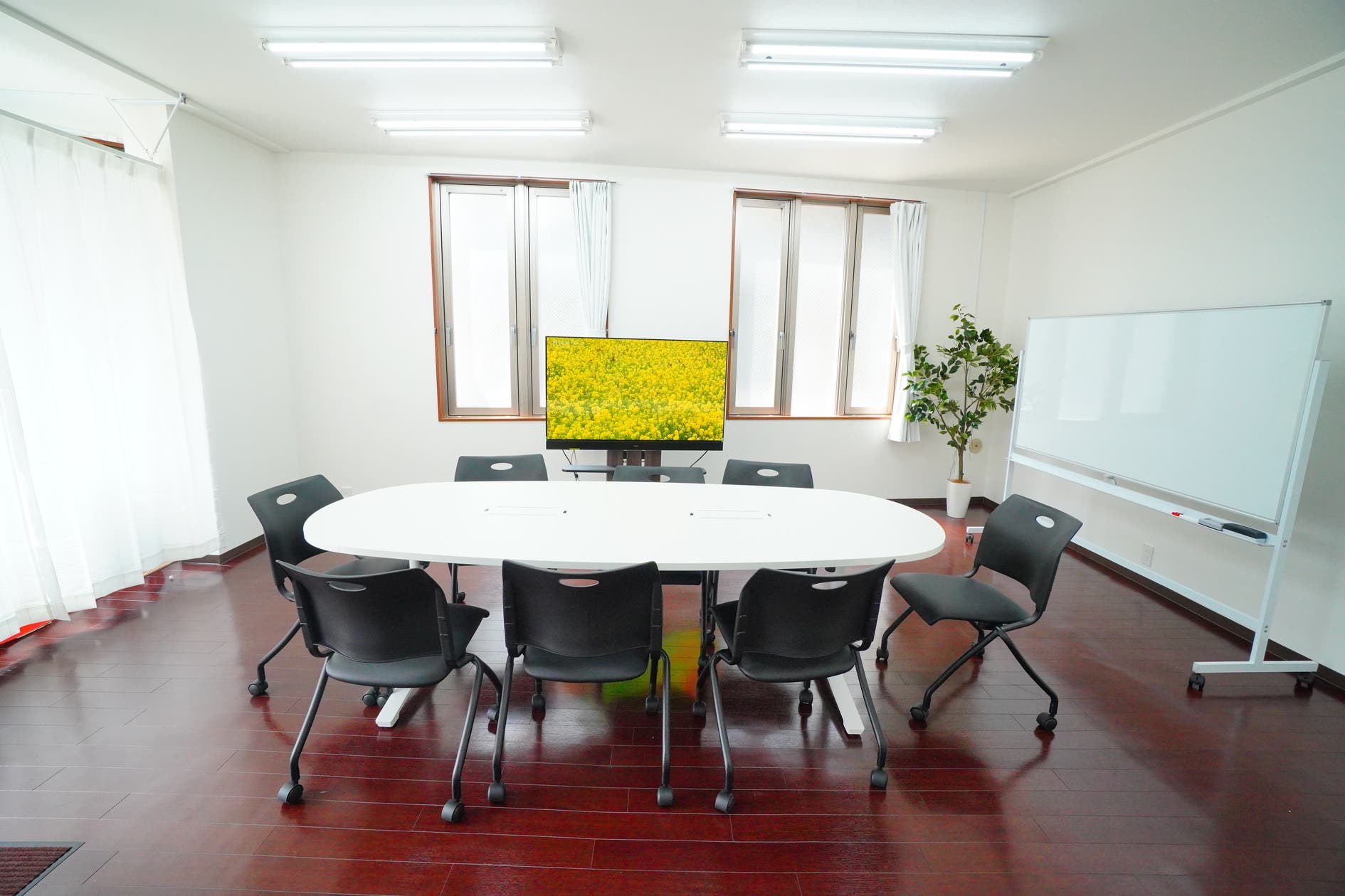 オープンSALE‼️＜IZUMI MEETING ROOM＞町屋駅徒歩5分🚃光回線Wi-Fi📶大型TV🖥️メイクルーム💄の写真6