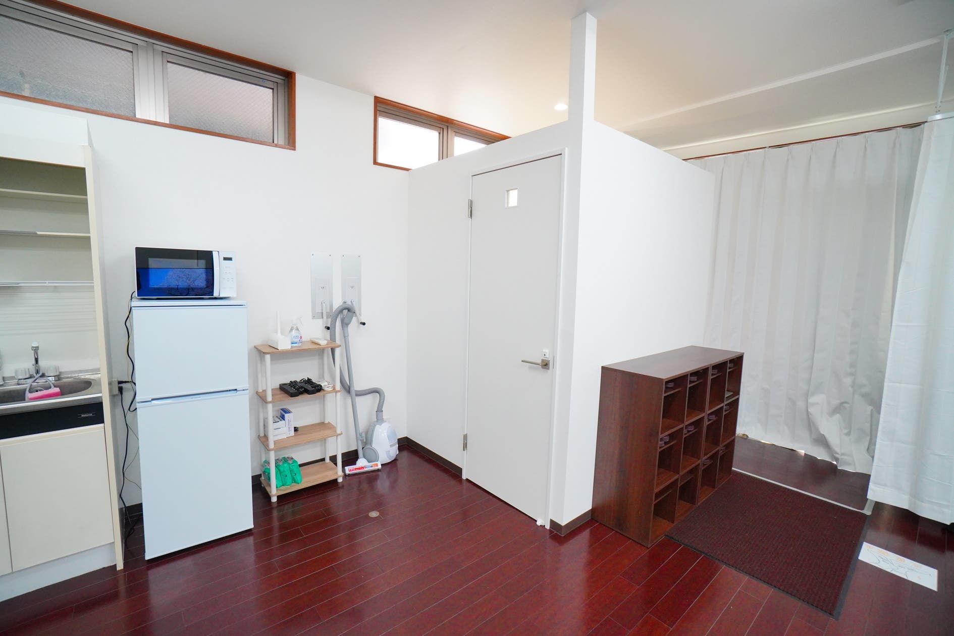 オープンSALE‼️＜IZUMI MEETING ROOM＞町屋駅徒歩5分🚃光回線Wi-Fi📶大型TV🖥️メイクルーム💄の写真13