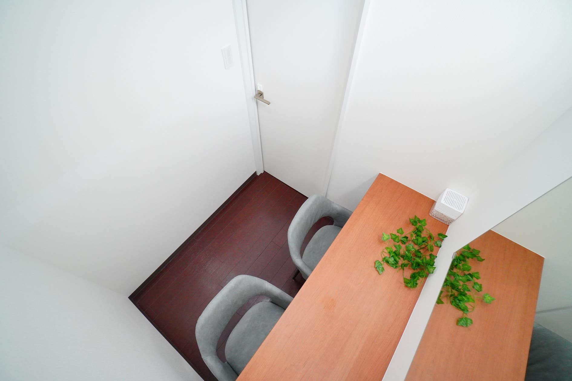 オープンSALE‼️＜IZUMI MEETING ROOM＞町屋駅徒歩5分🚃光回線Wi-Fi📶大型TV🖥️メイクルーム💄の写真14