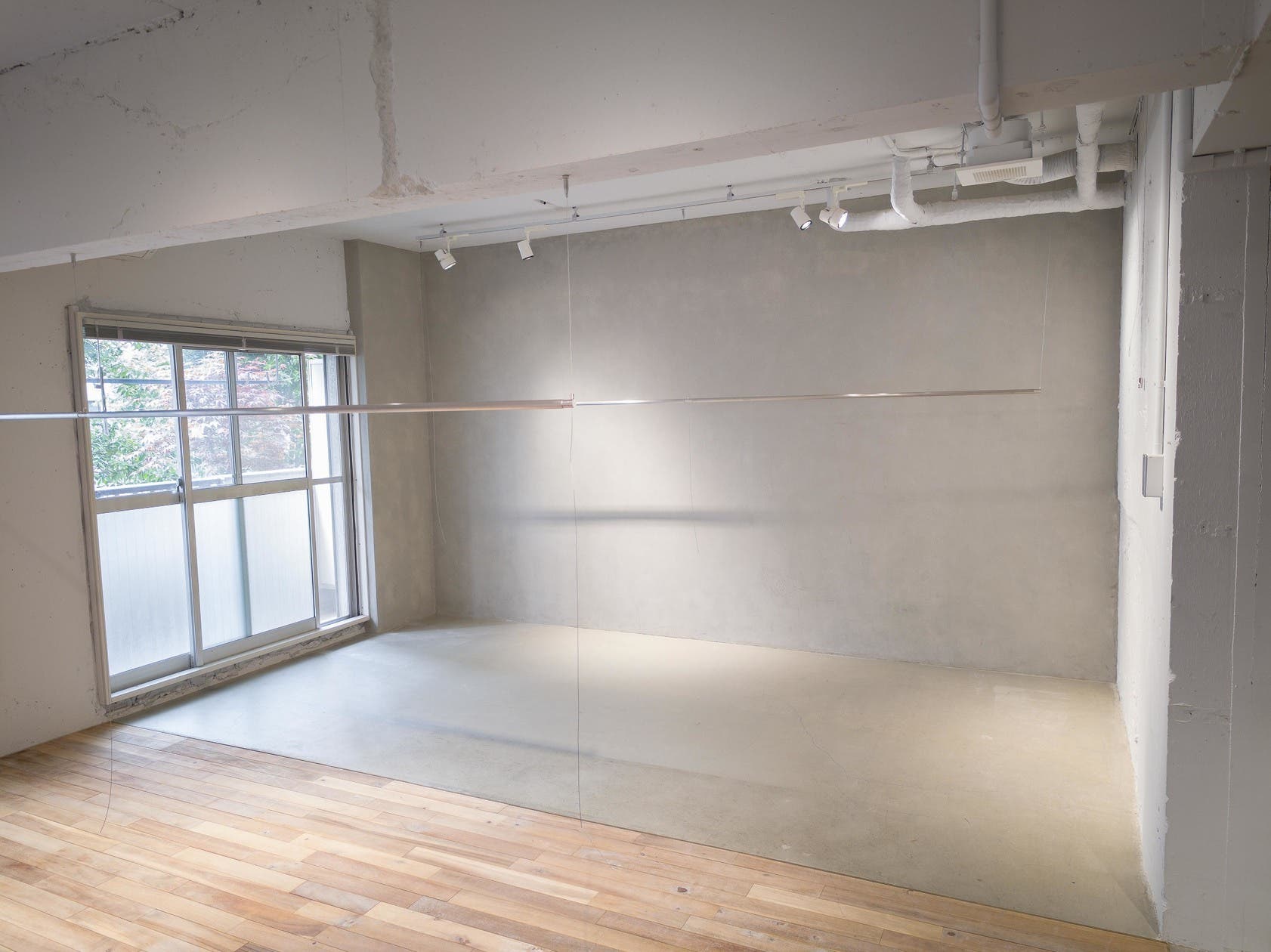 【代官山駅徒歩1分】The TENTが運営する都会的なレンタルスペース｜展示会、受注会に最適なアパレルブランドスペースの写真9