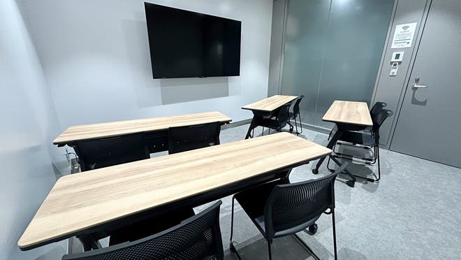 名古屋会議室 広⼩路本町 ROOM B(セルフ設営&当日予約OK)【栄駅徒歩4分!最大8名!打ち合わせ・会議におすすめ】の写真6